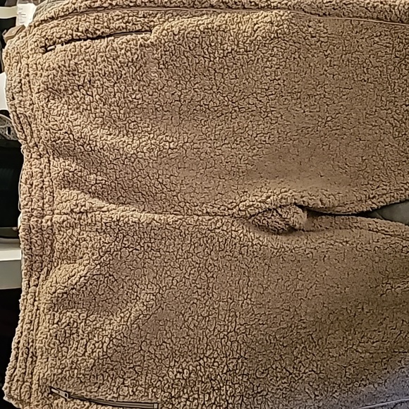 SKIMS | Pants & Jumpsuits | Nwt Skims Teddy Sherpa Desert Color Pull On ...